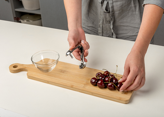 Stainless steel cherry and olive corer Acer 13.5cm by Nava